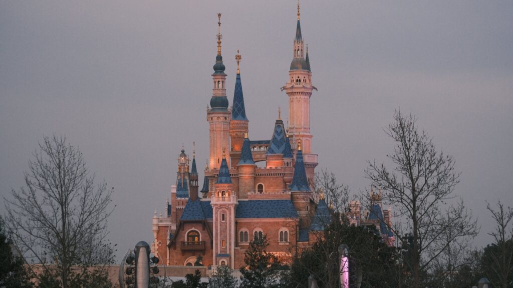 Random Disney Characters - Free and Fan Random Spinner